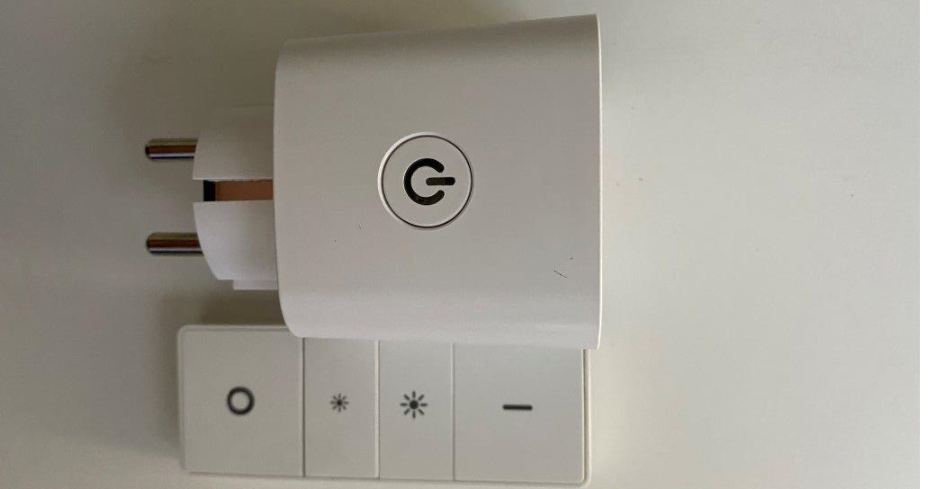 Lidl Smart Plug -älypistorasia – Älypippuri